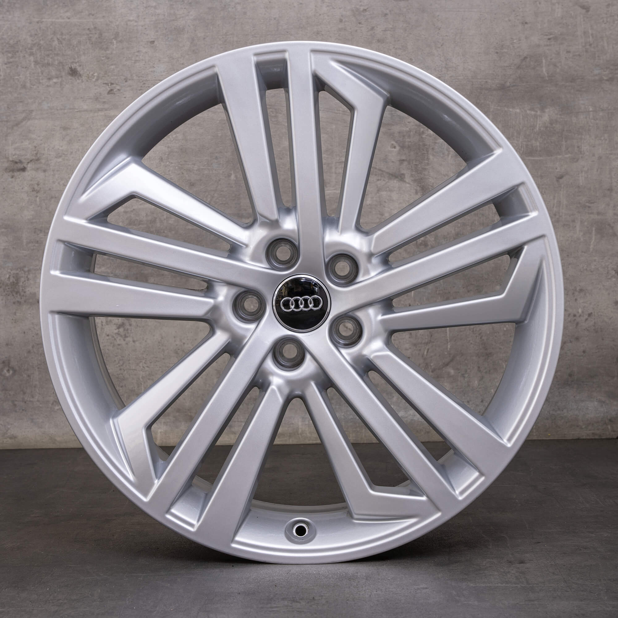 OEM Audi Q5 SQ5 Rims 20 inch FY 80A601025L silver glossy
