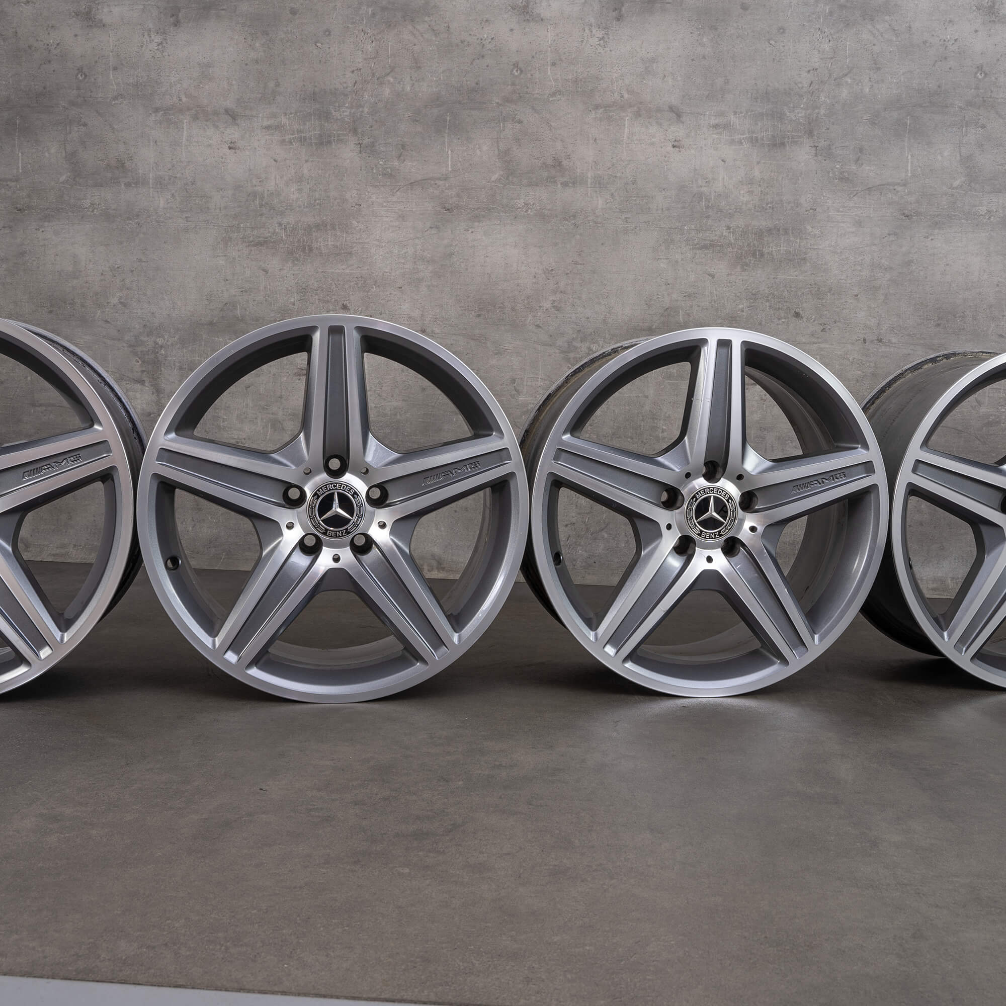 AMG Mercedes E-Class W211 rims A2114016402 18 inches 8.5 x ET 38