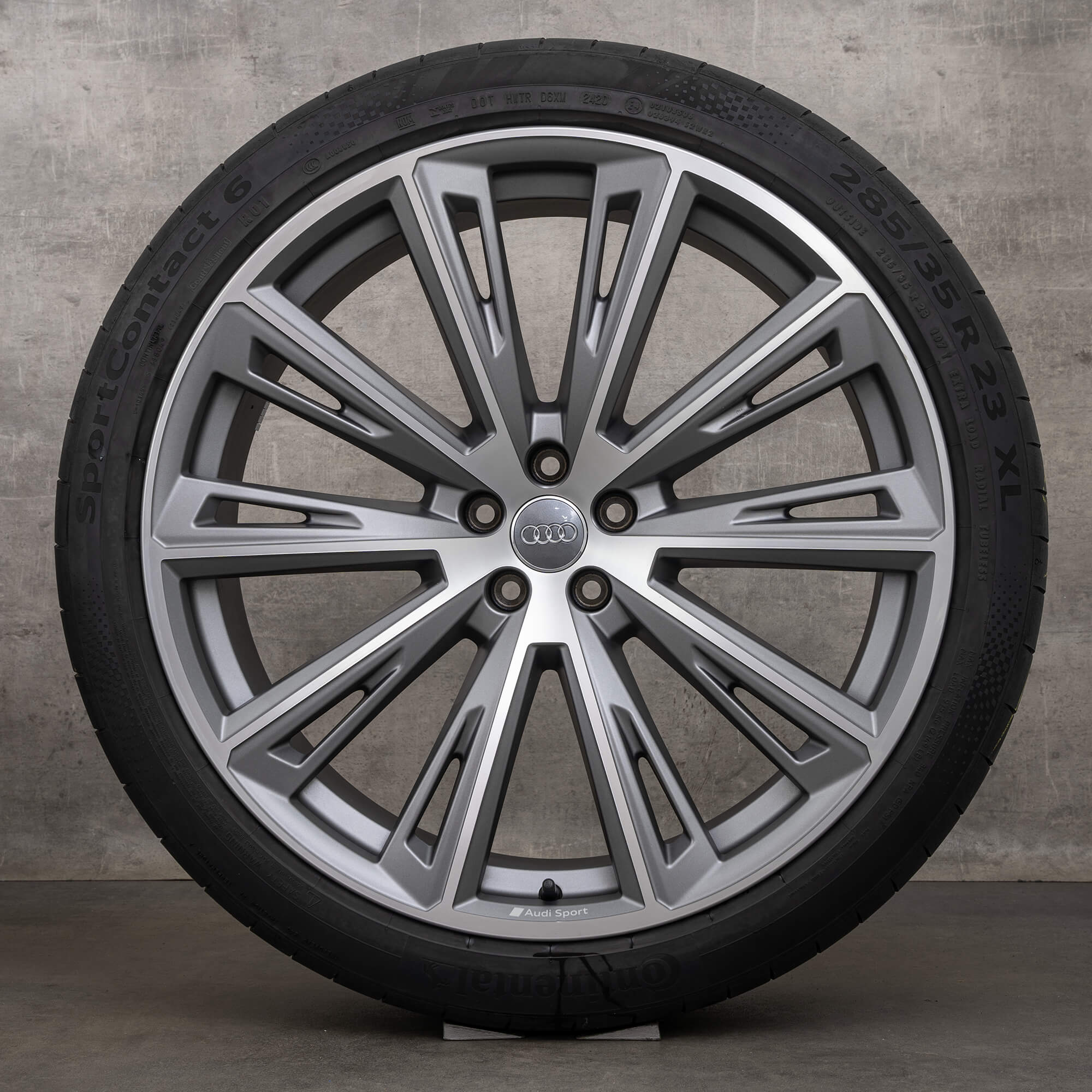 Audi Q8 SQ8 4M8 summer wheels 23 inch rims tires 4M8601025R