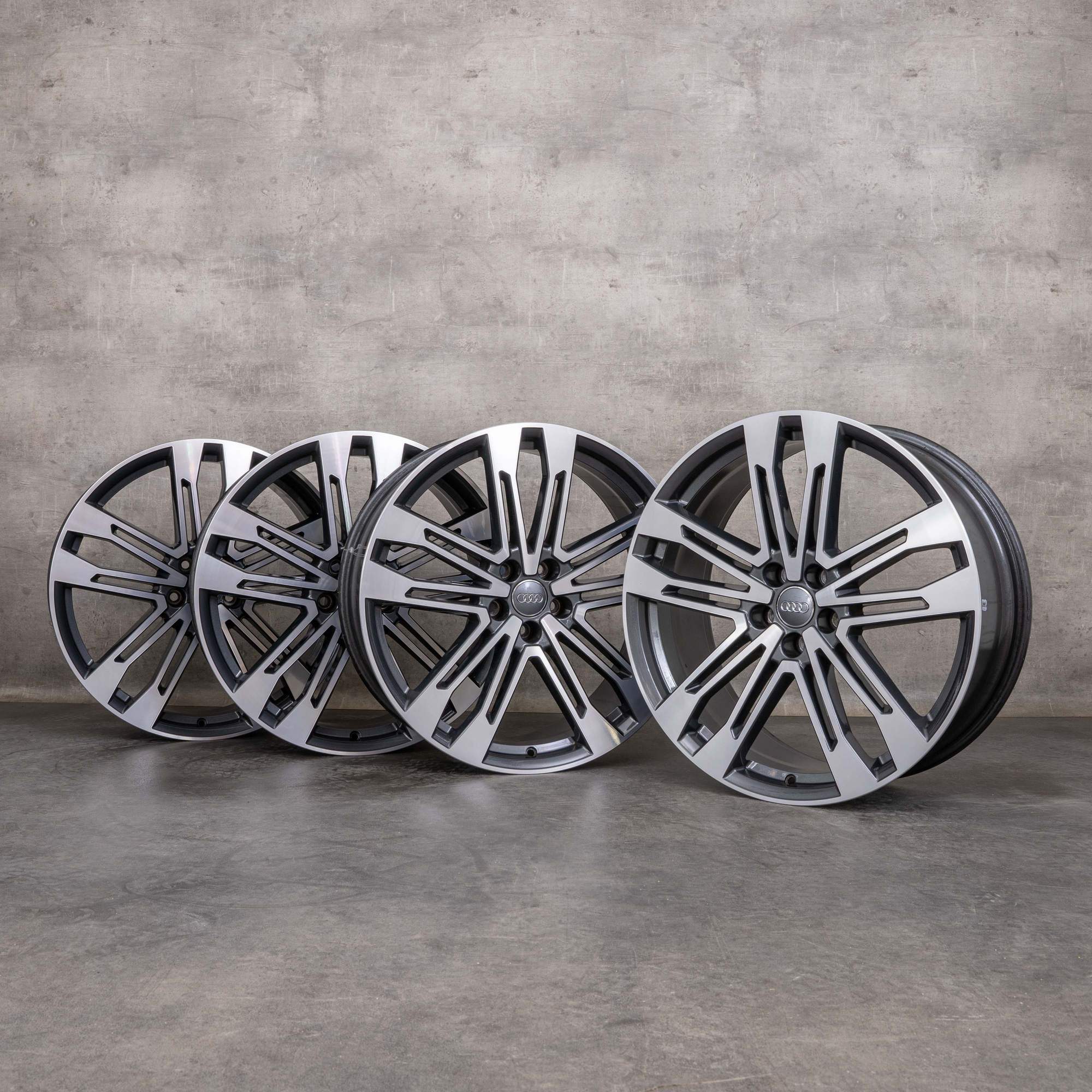 OEM Audi Q5 SQ5 rims 21 inch FY 80A601025AC titanium polisched
