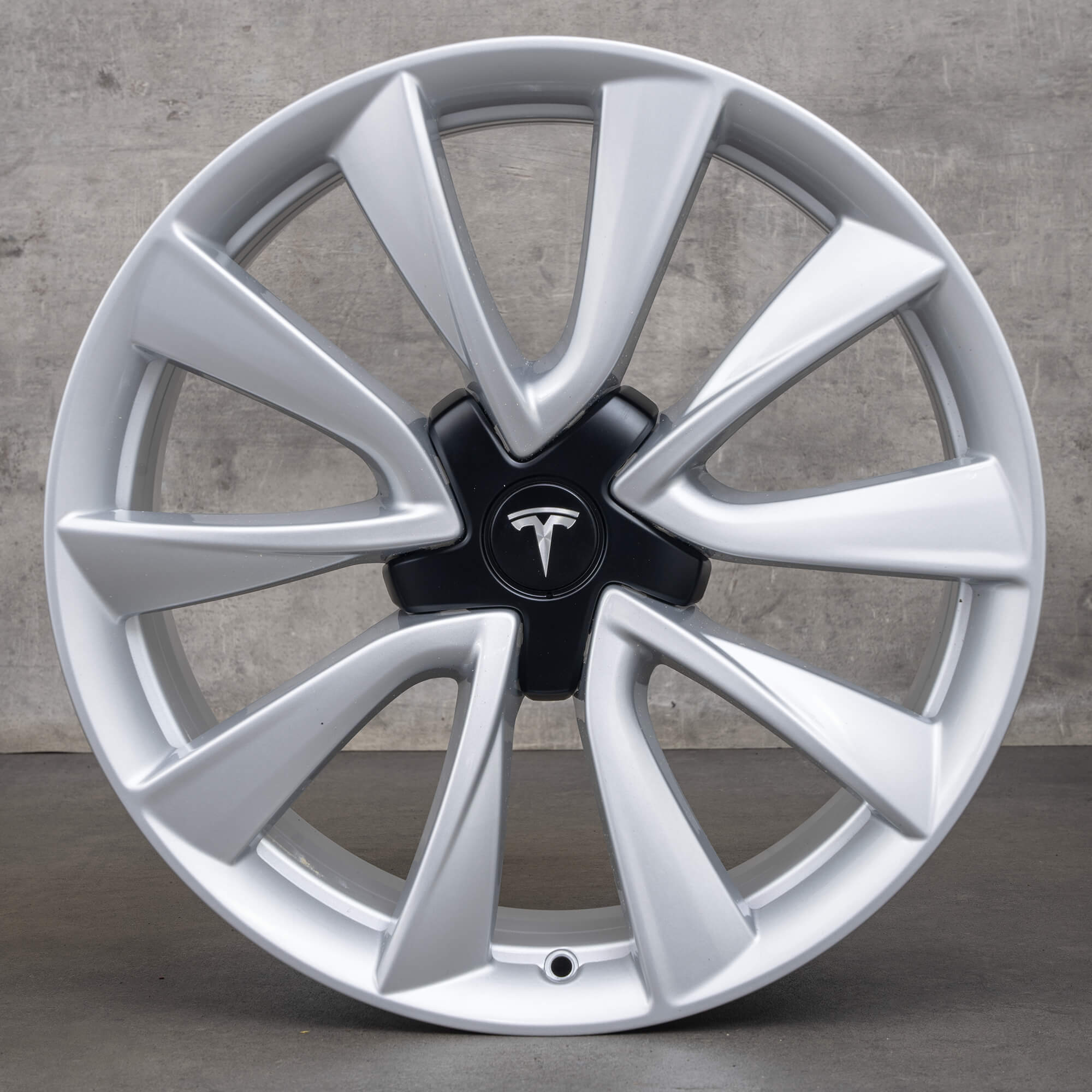 Tesla 19 inch rims Model 3 alloy rims 1044224-00-B 8,5 x 19 ET40 NEW