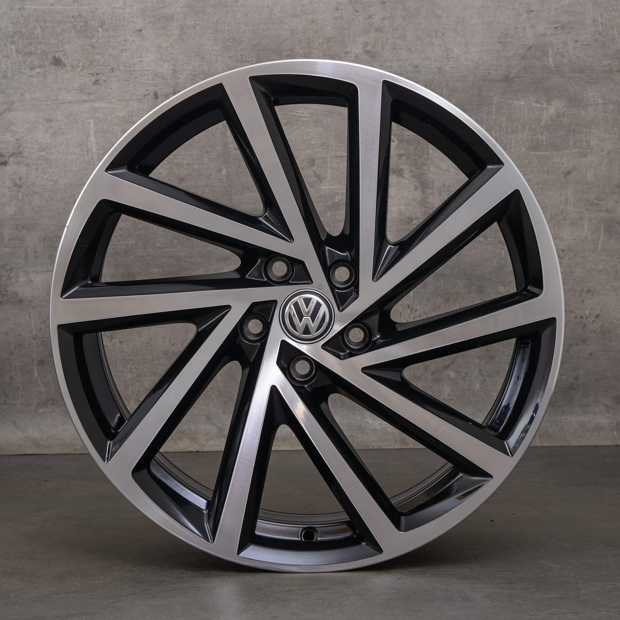 VW 19 inch rims Golf 7 Spielberg aluminum black high-sheen 5G0601025DB