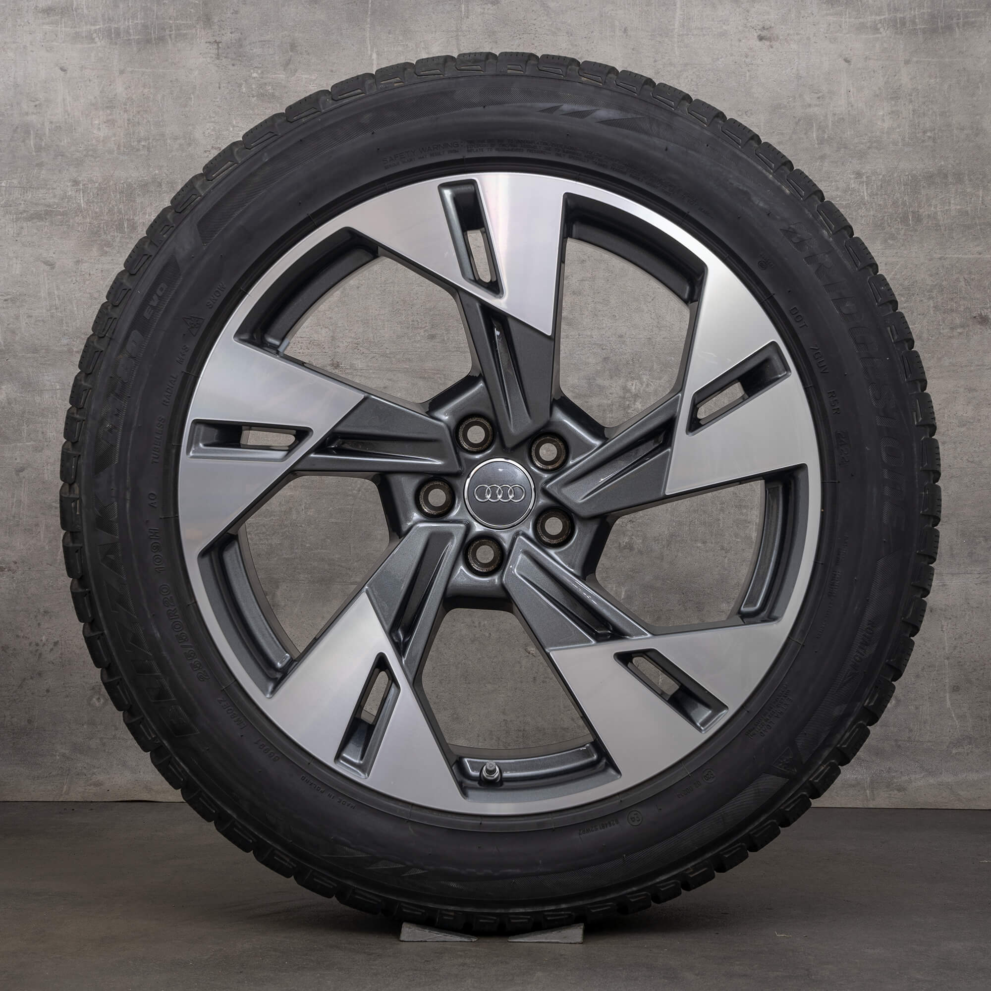 Audi Q8 e-tron GE winter wheels tires 20 inch rims 8 mm 4KE601025T