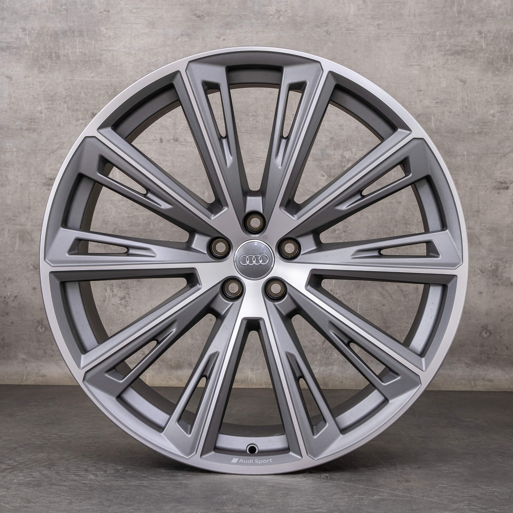 OEM Audi Q8 SQ8 rims 23 inch 4M8 aluminum 4M8601025R titanium matt polished