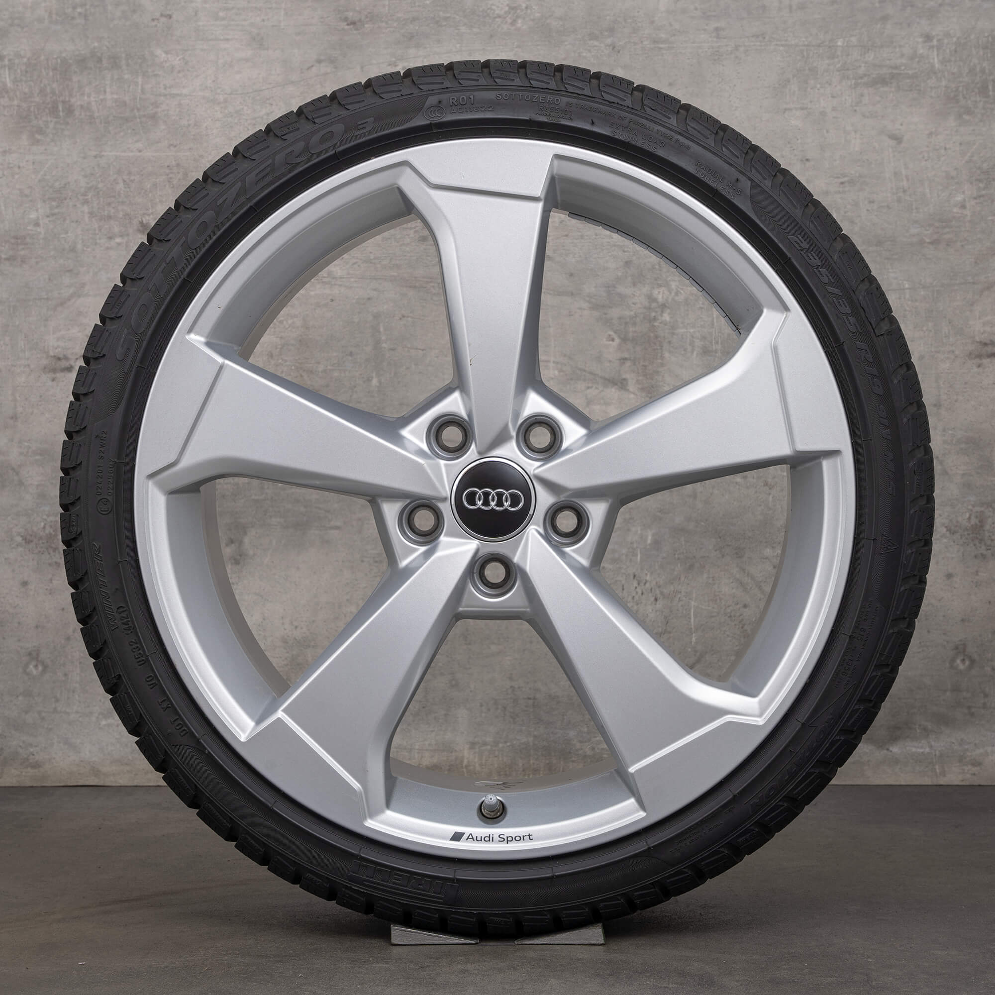 Audi A3 S3 RS3 8V Rotor II Sport winter wheels 19 inch rims tires