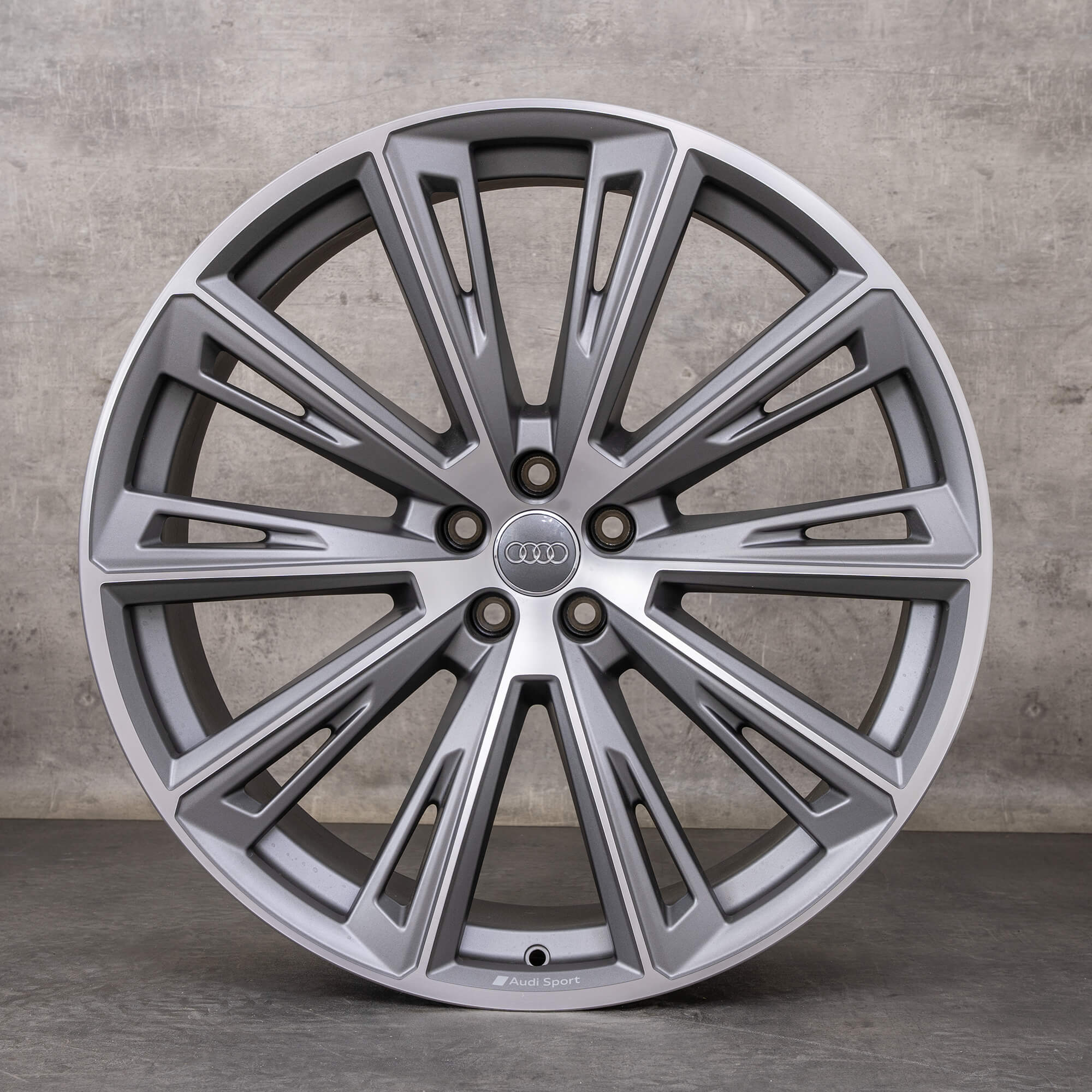 Original Audi Q8 SQ8 Winterräder 23 Zoll 4M8 Felgen 4M8601025R titan ...