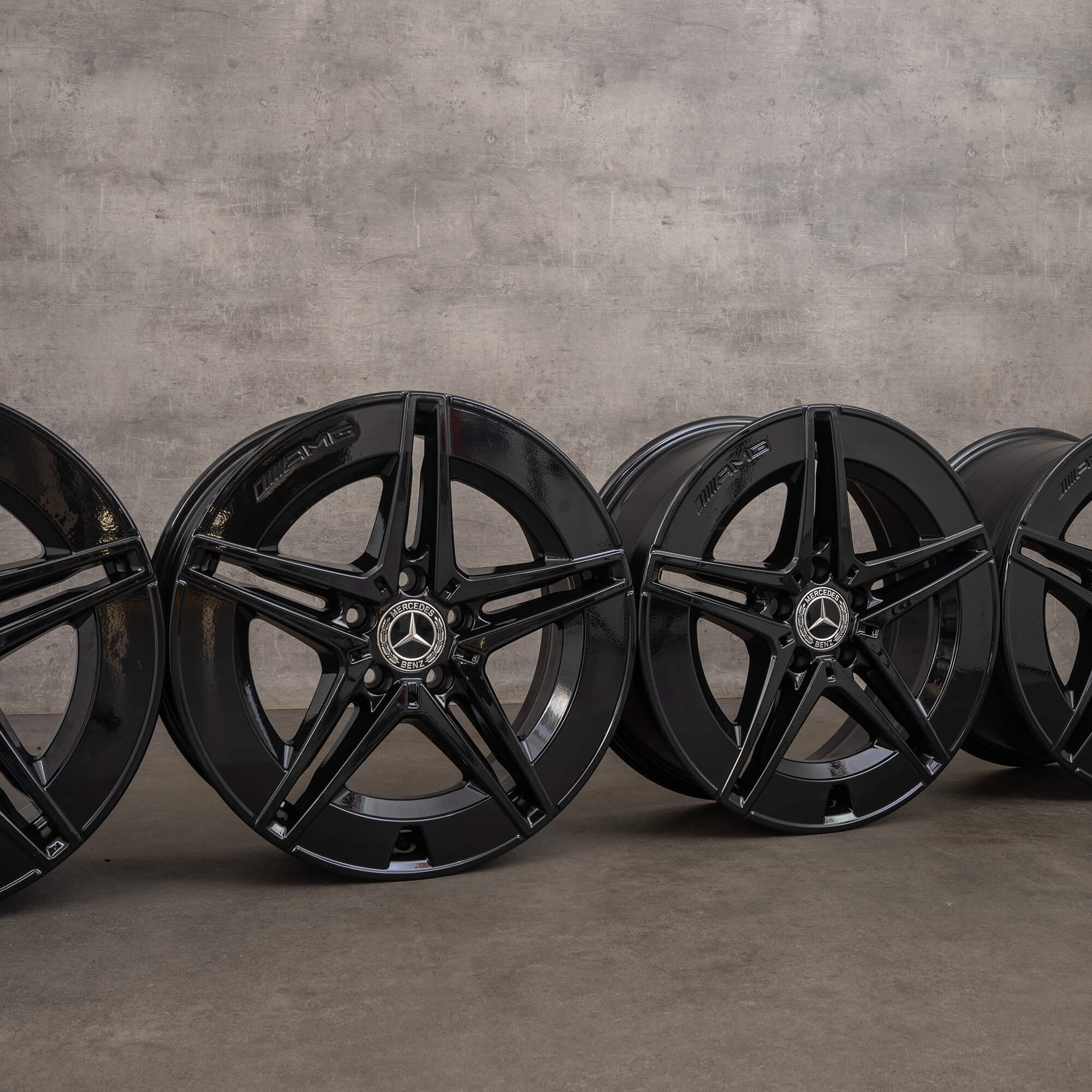 Original AMG Mercedes W206 S206 C300e C400e 18 inch rims A2064011700