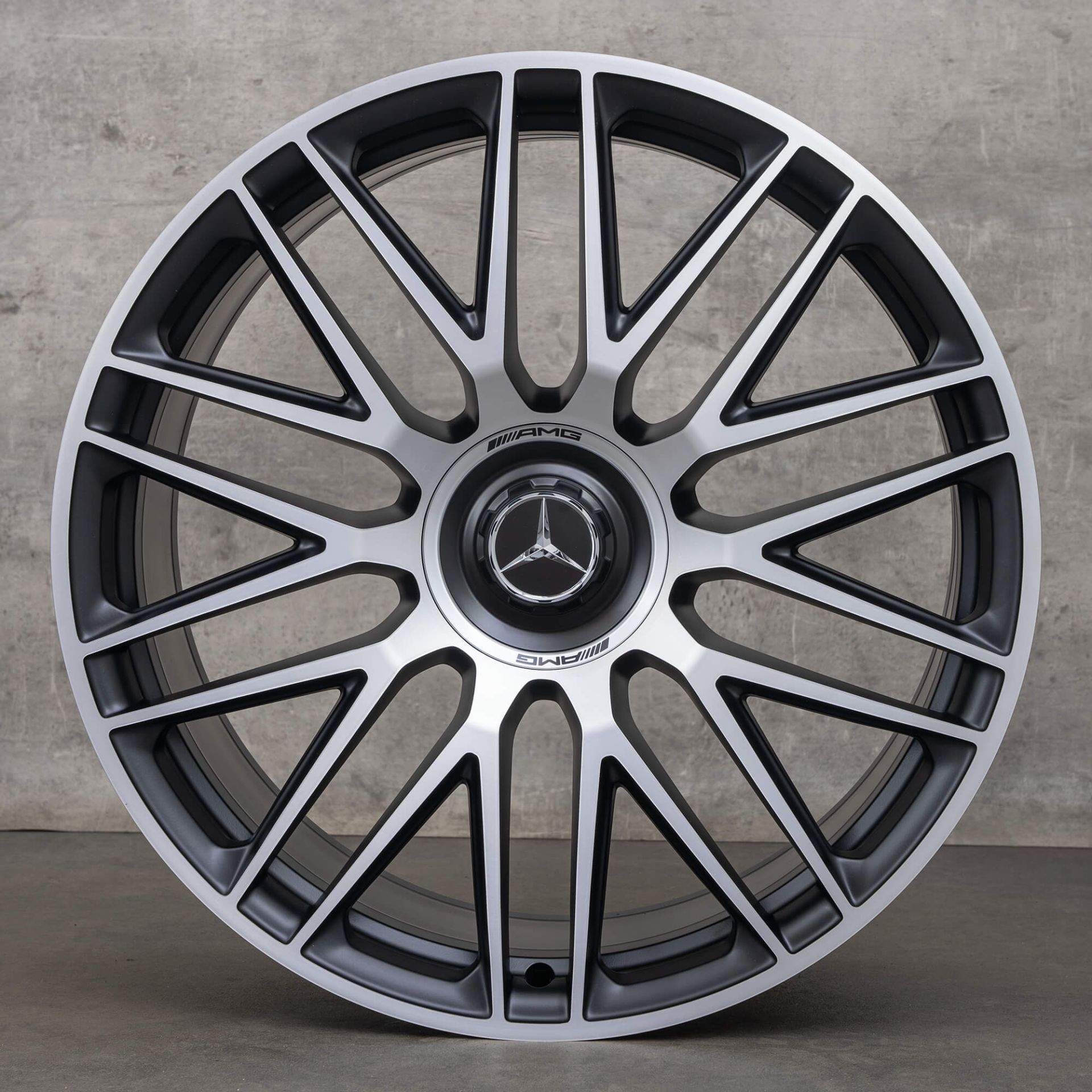 Original AMG Mercedes S Class W223 S63 21 inch rims A2234012300 black NEW