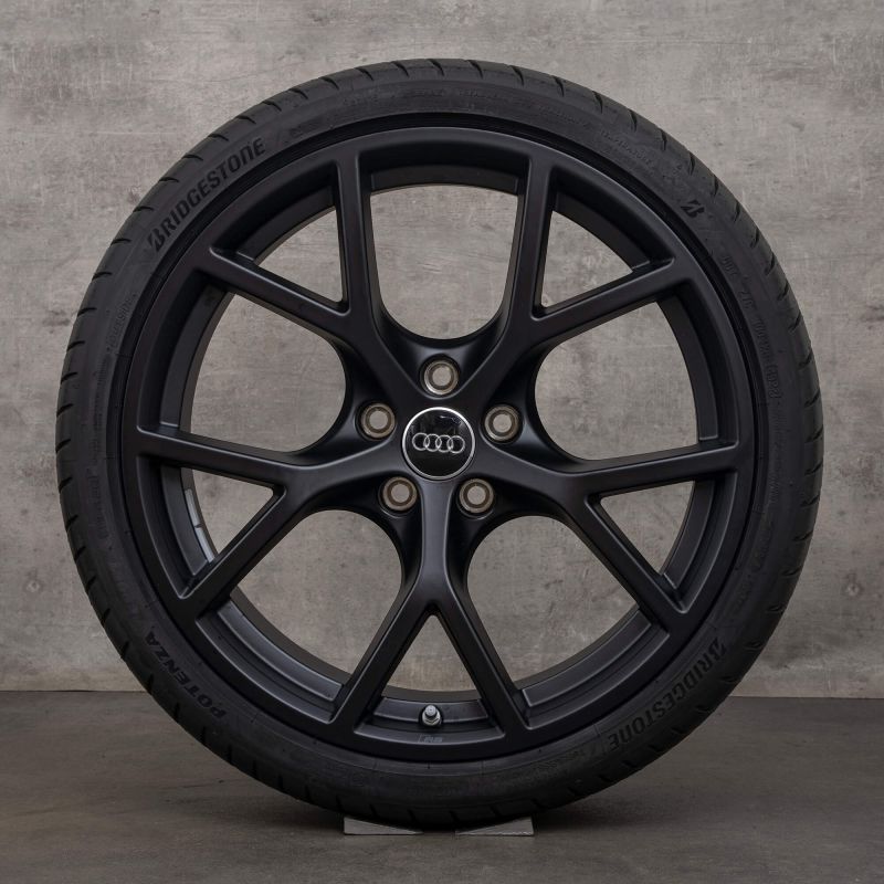 Audi RS3 8Y summer wheels tires 19 inch rims 8Y0601025BR 8Y0601025BQ NEW