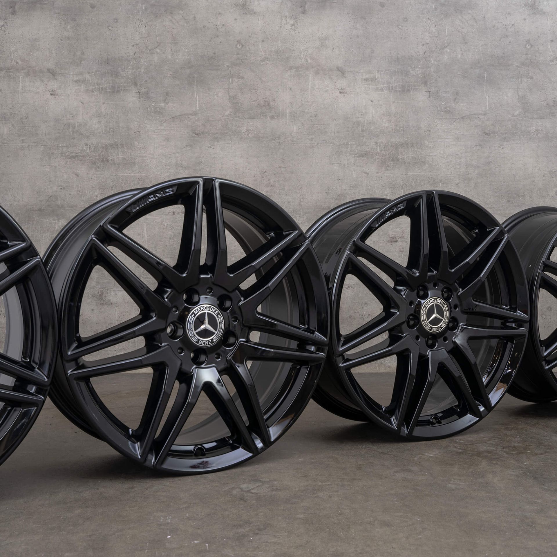 AMG Mercedes Benz V-Class Vito W447 19 inch black high gloss A4474015100