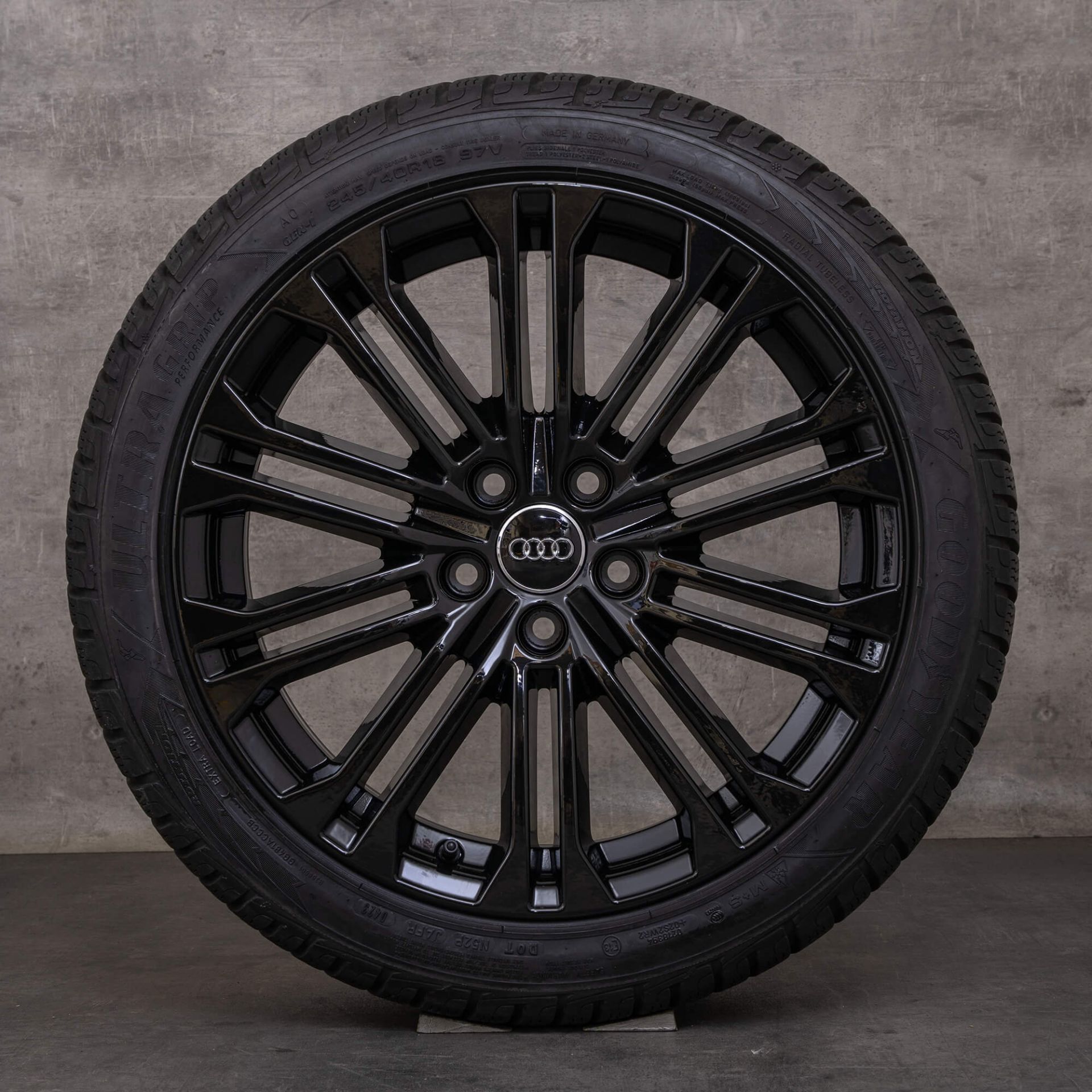 Jantes e pneus inverno originais Audi A5 S5 18 polegadas F5 8W B9 ...