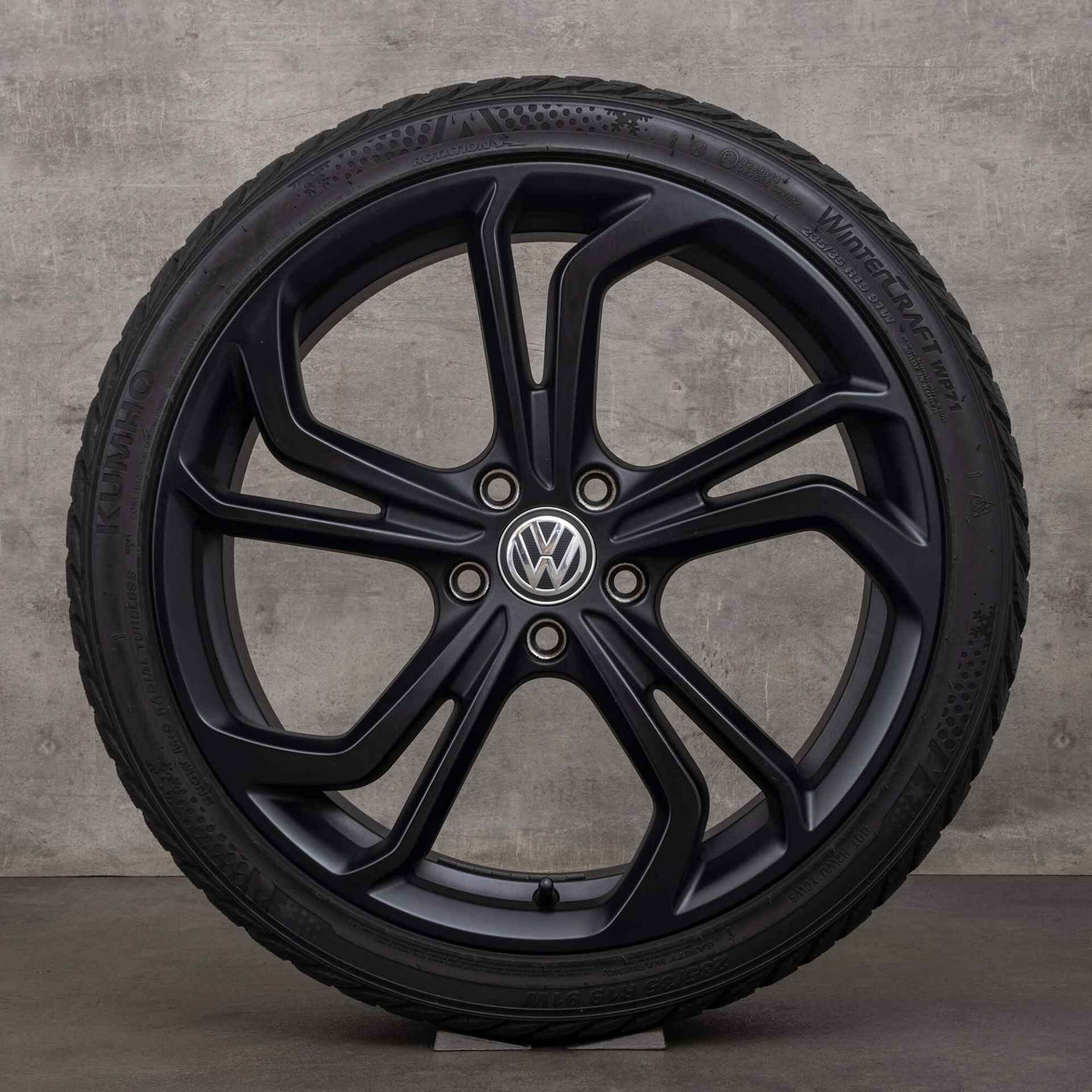 Volkswagen VW Golf 7 VII winter wheels tires 19 inch rims Reifnitz ...