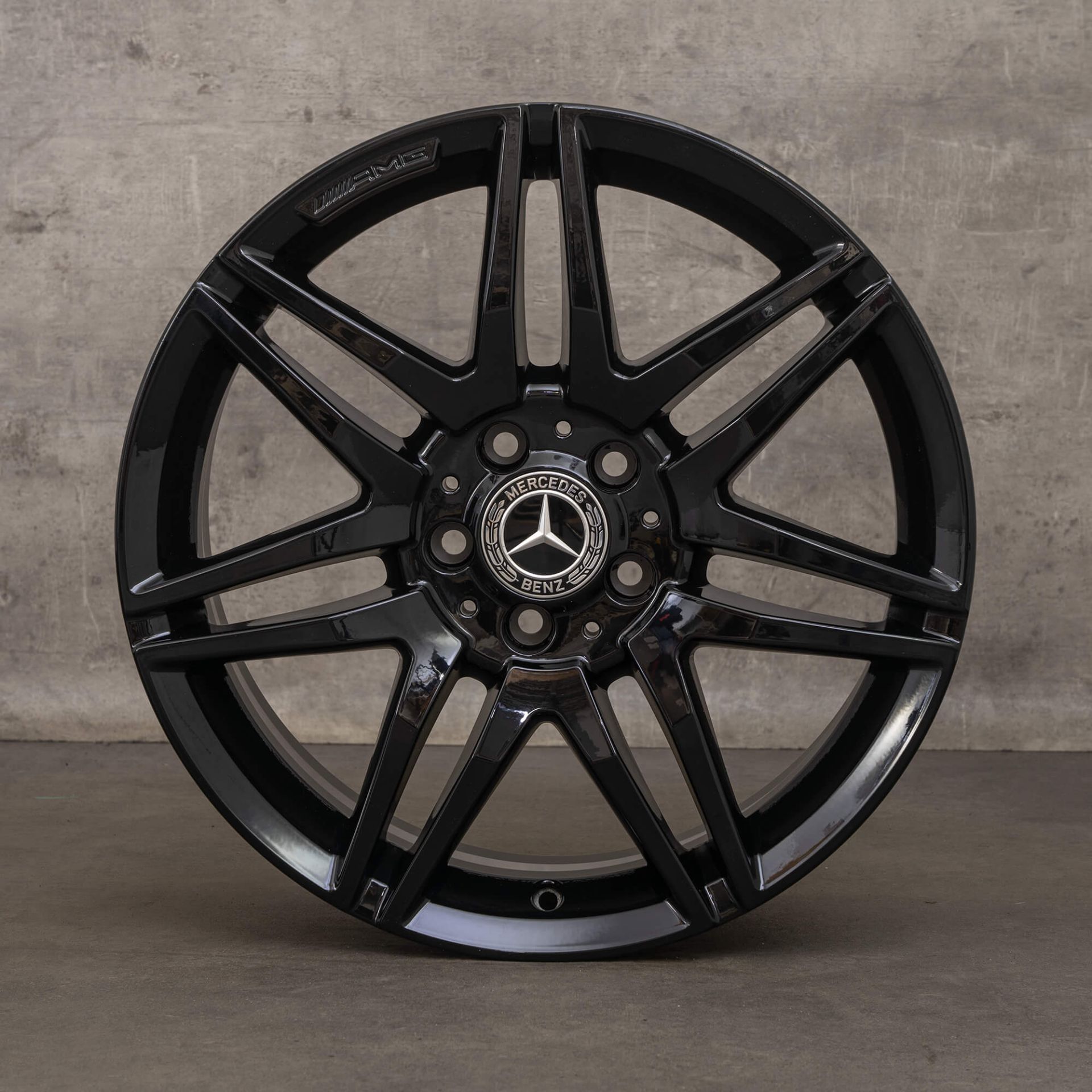 Original AMG Mercedes C Class W204 C204 S204 18 inch rims A2044010604
