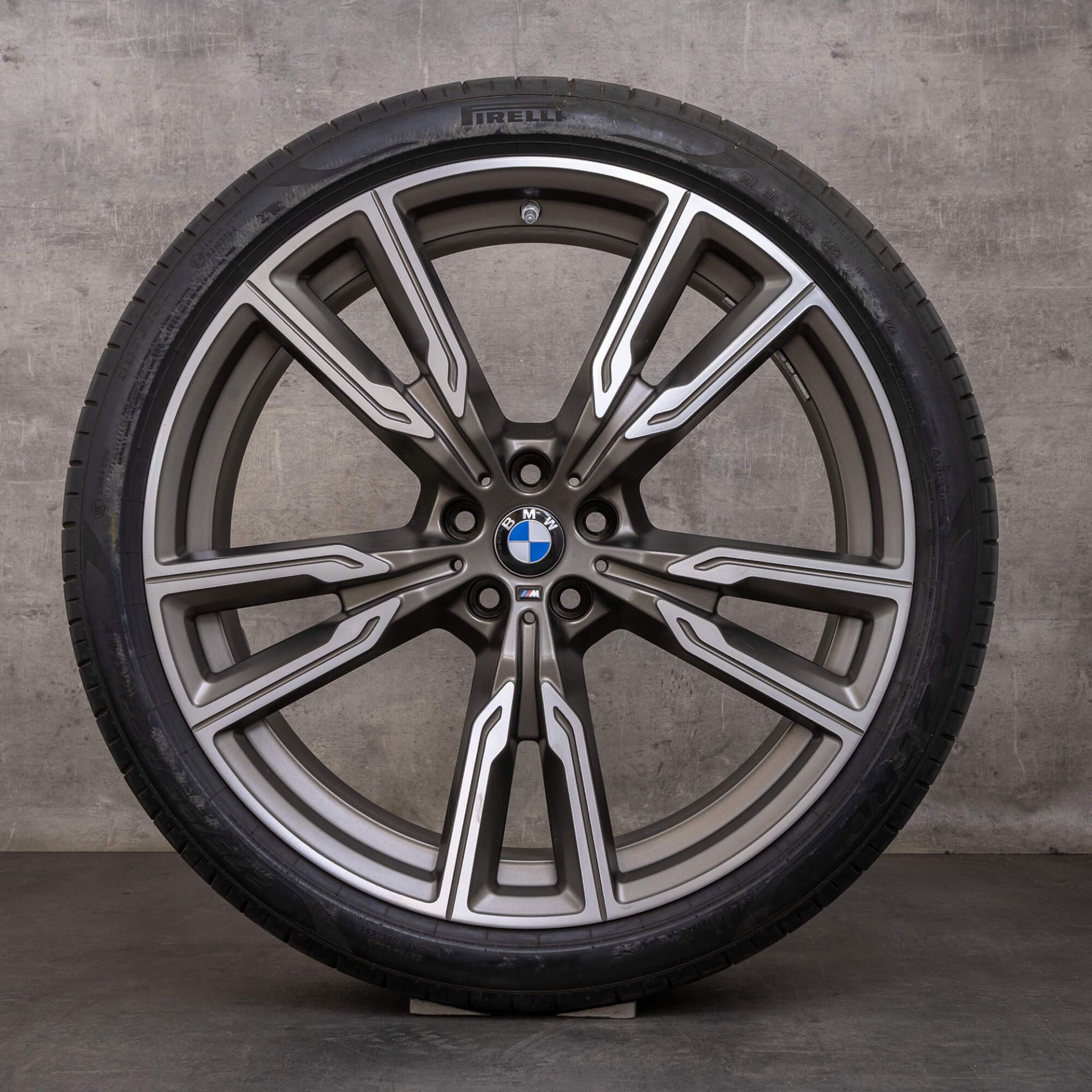 Originali BMW X5 X6 cerchi con gomme invernali 22 pollici G05 G06 stile ...
