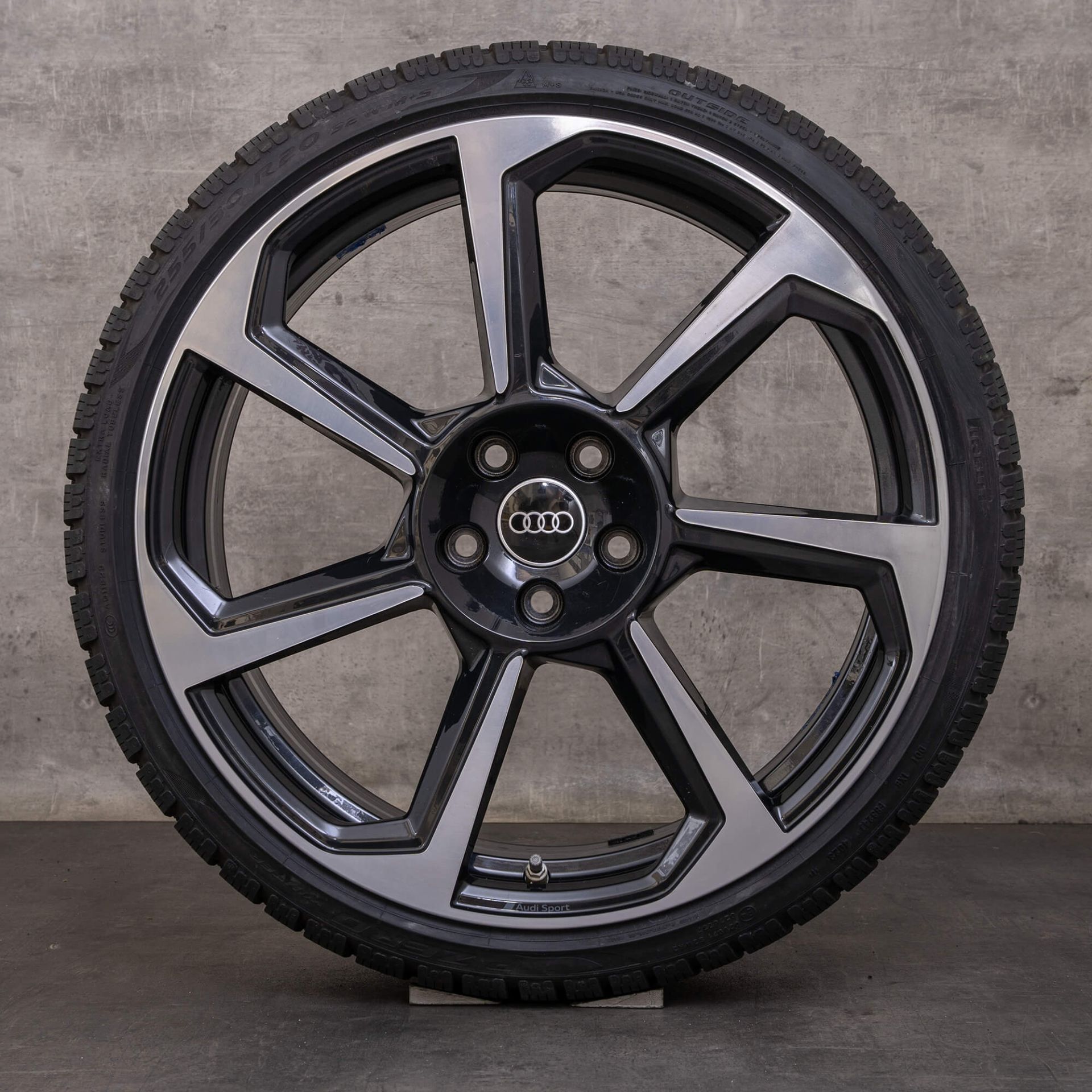 OEM Audi TT TTS TTRS snow tire packages 20 inch 8S rims 8S0601025CD ...
