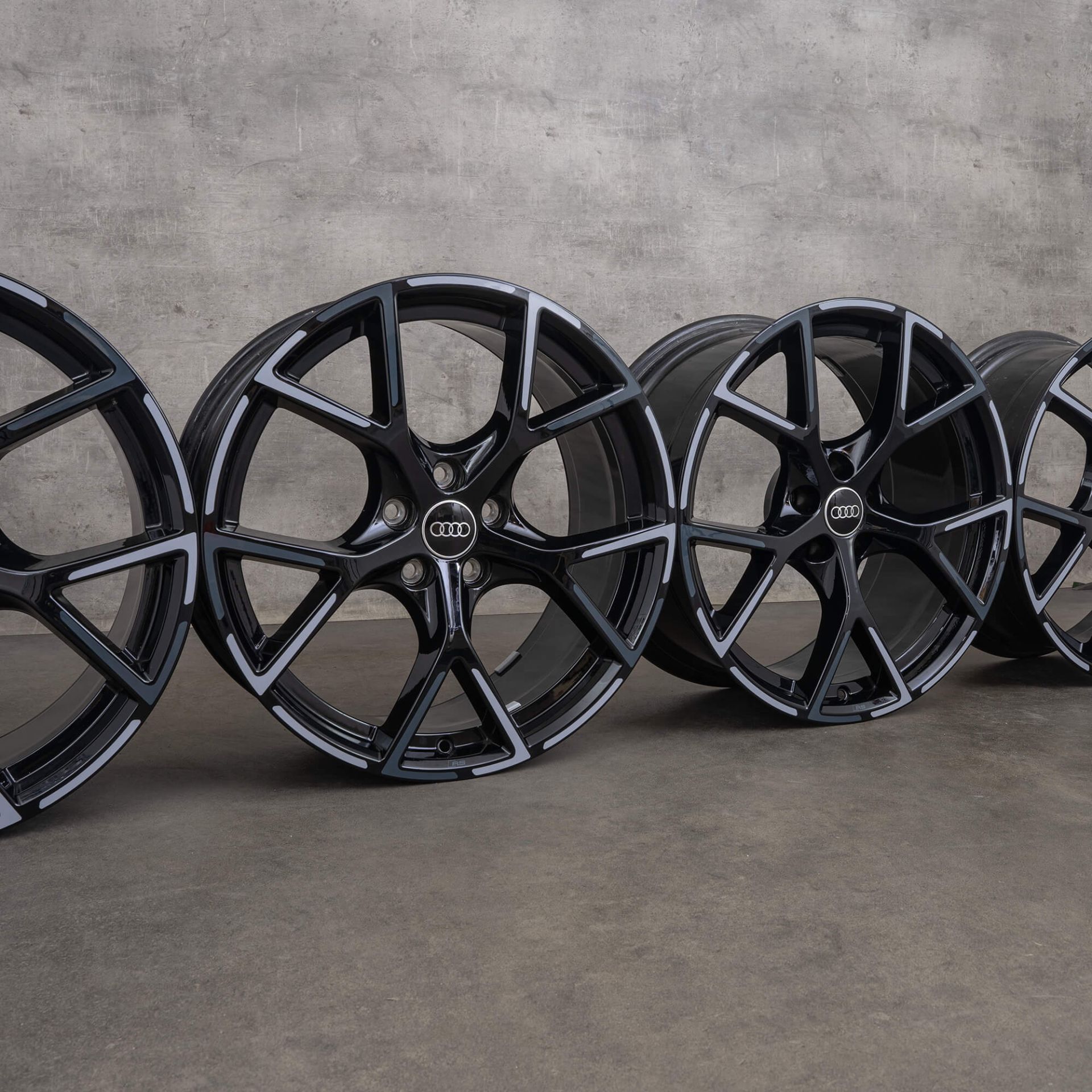 Audi RS3 8Y 19 inch rims 8Y0601025BR 8Y0601025BQ