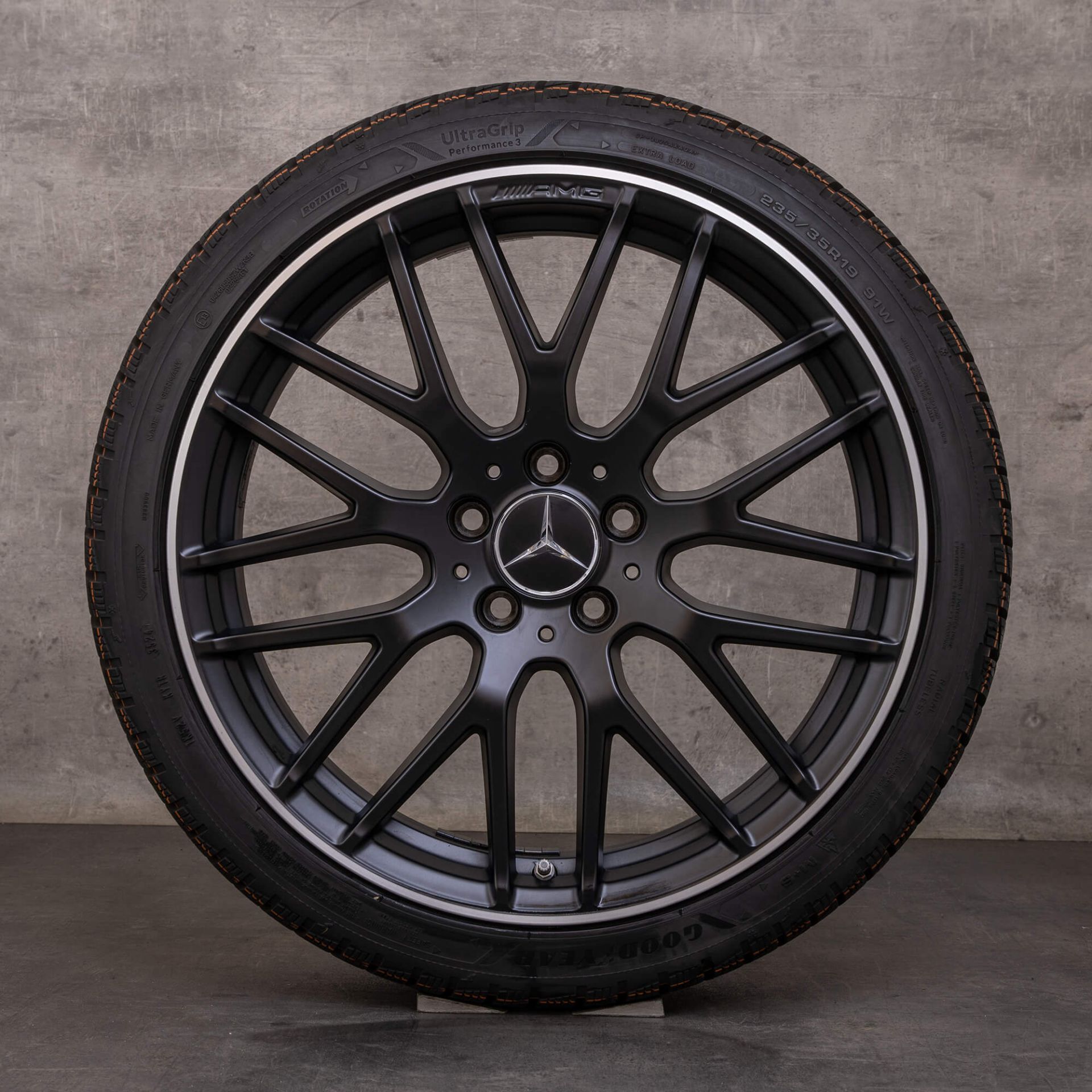 Originele Mercedes Benz A-Klasse A45 CLA 45 AMG winterwielen 19 inch ...