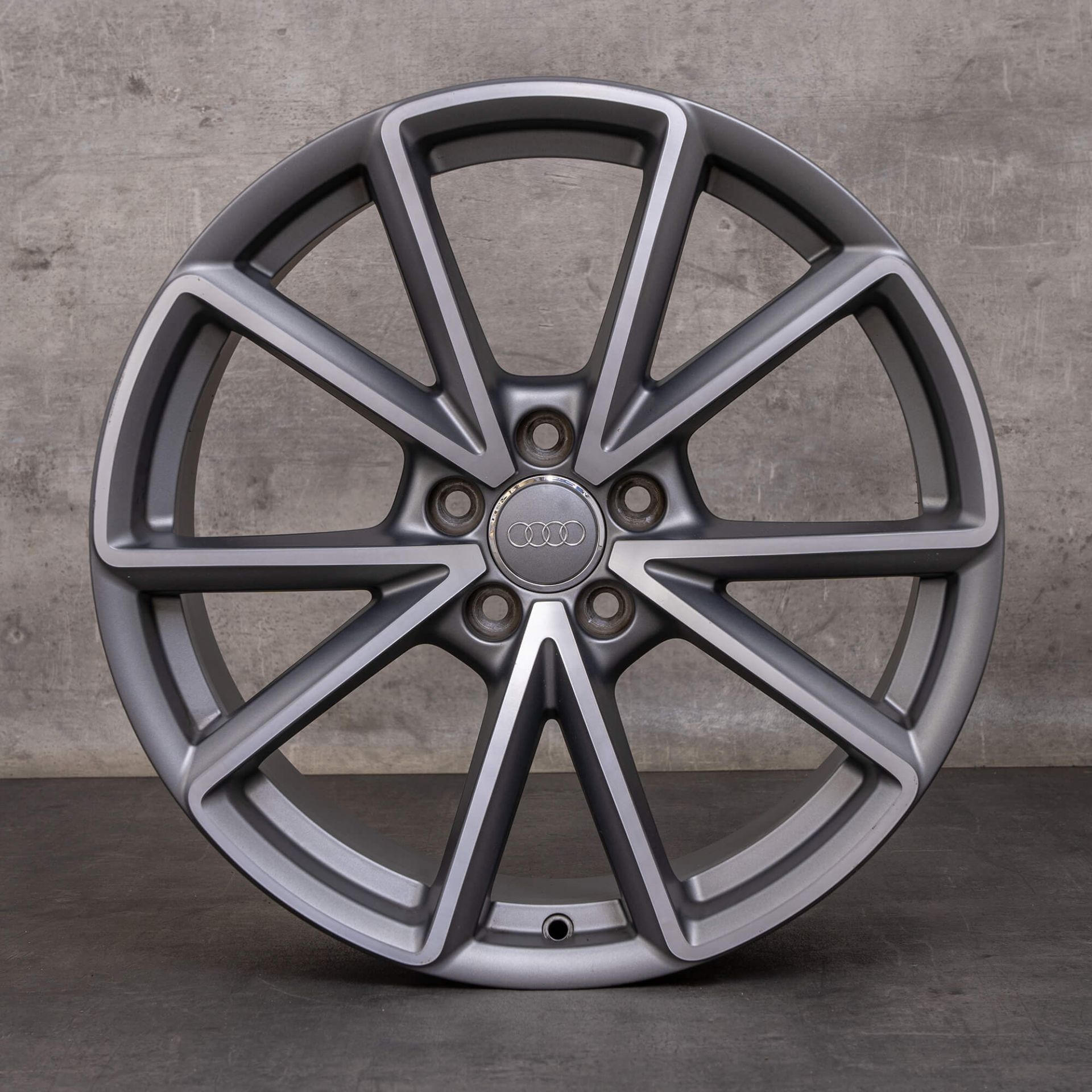 OEM Audi A4 S4 Rims 19 inch B8 8K 8K0601025CT titanium matt glossy turned