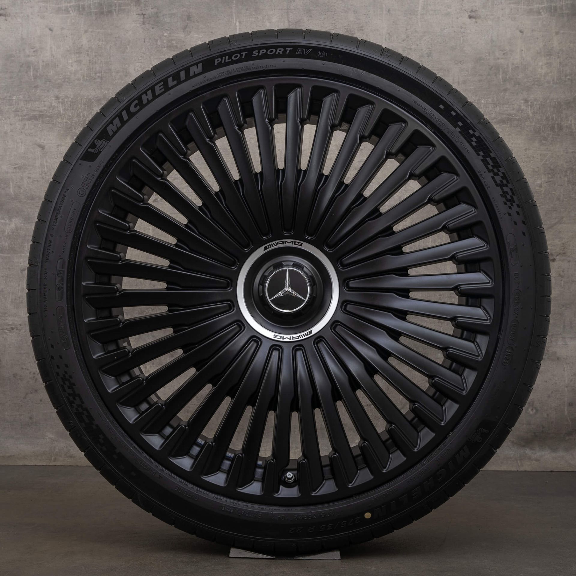 OEM Mercedes Benz EQS 53 AMG snow tire packages 22 inch V297 rims ...