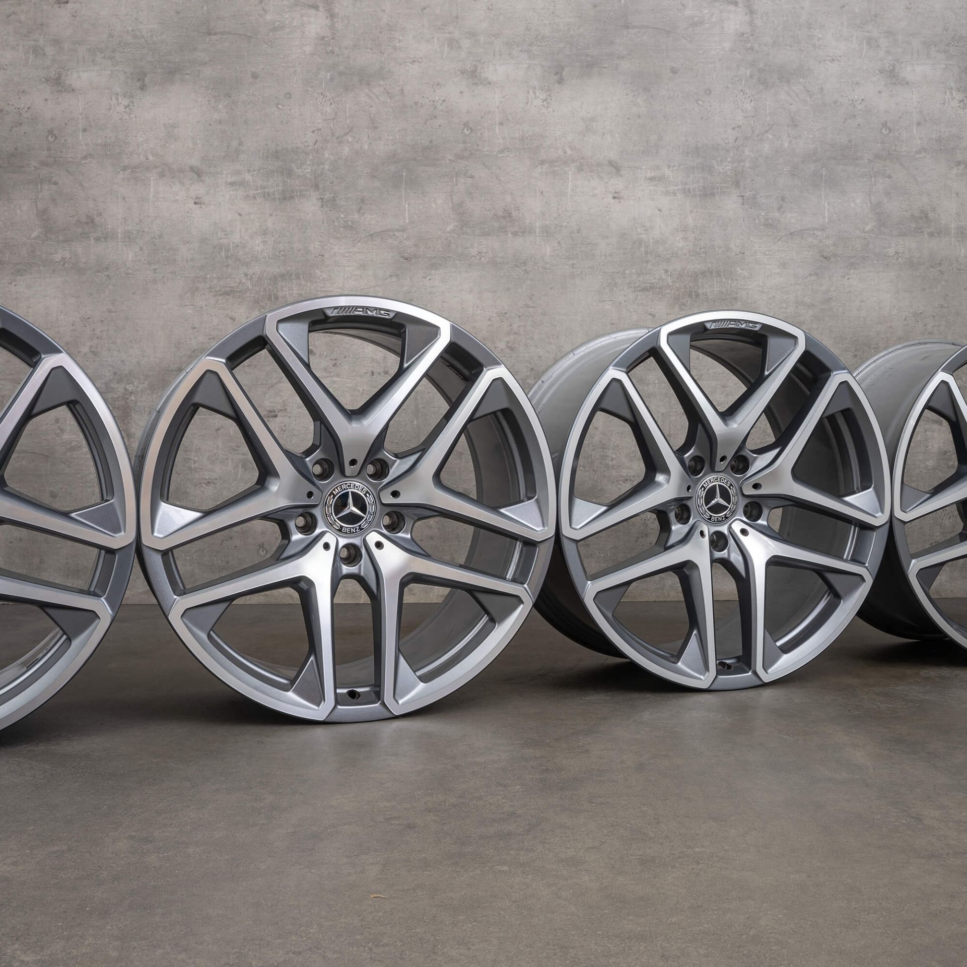 AMG Mercedes Benz G-Class W463 G 63 21 inch rims A4634011900 10 x ET33