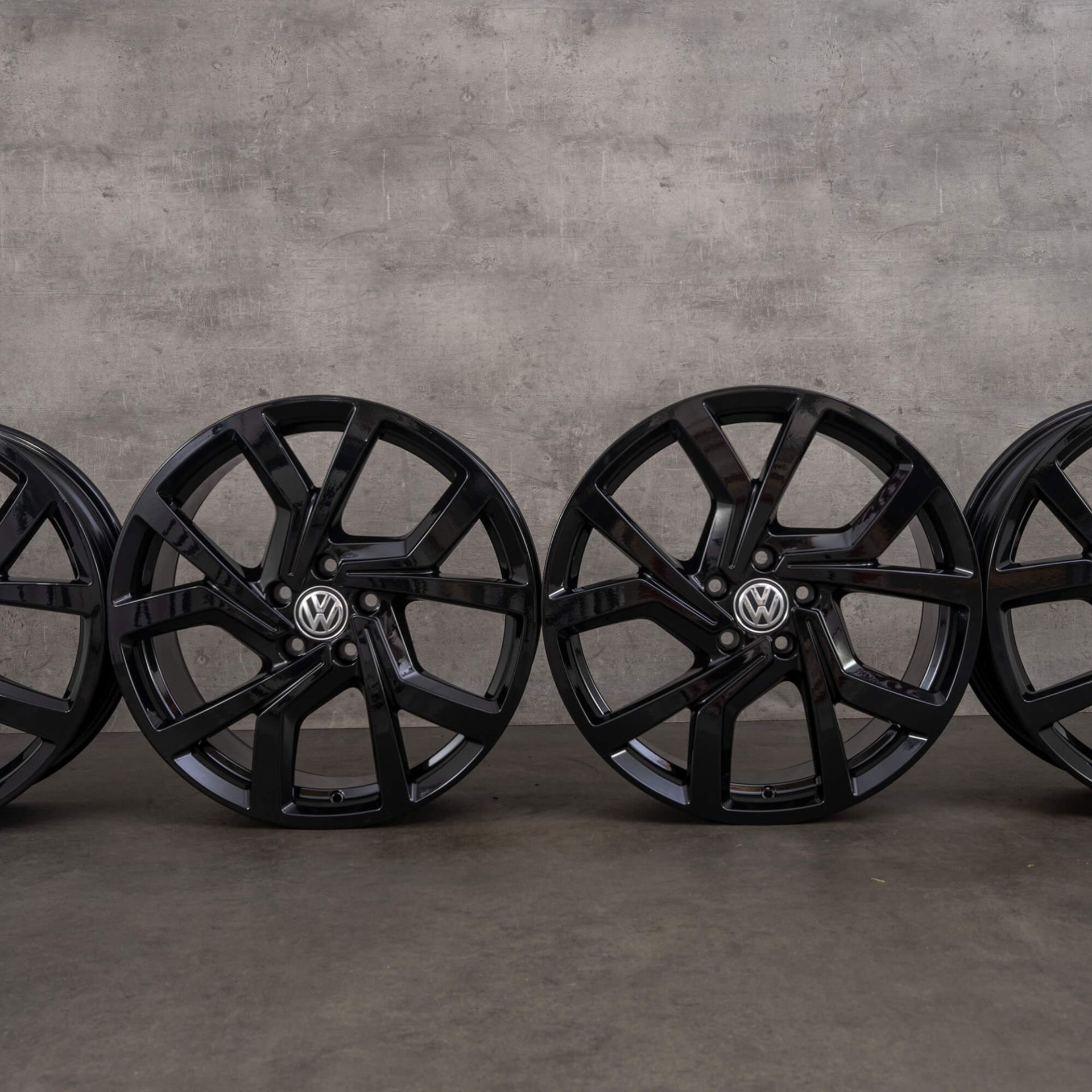 VW Golf 6 7 GTI GTD rims 19 inch Brescia R line aluminum 5G0601025CL