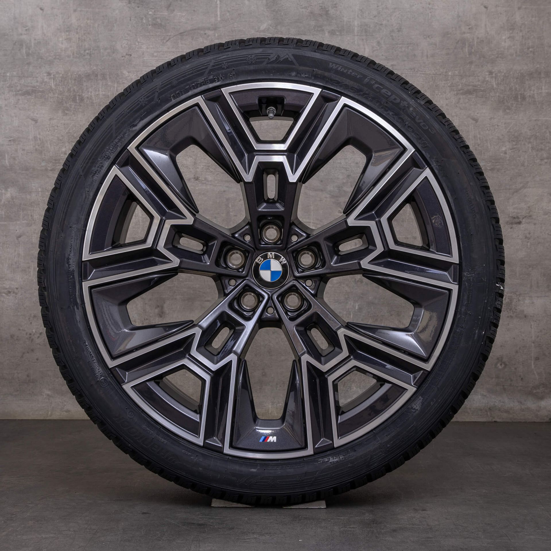 Original BMW 5-serie i5 vinterhjul 20 tum G60 G61 fälgar 5A324E8 ...