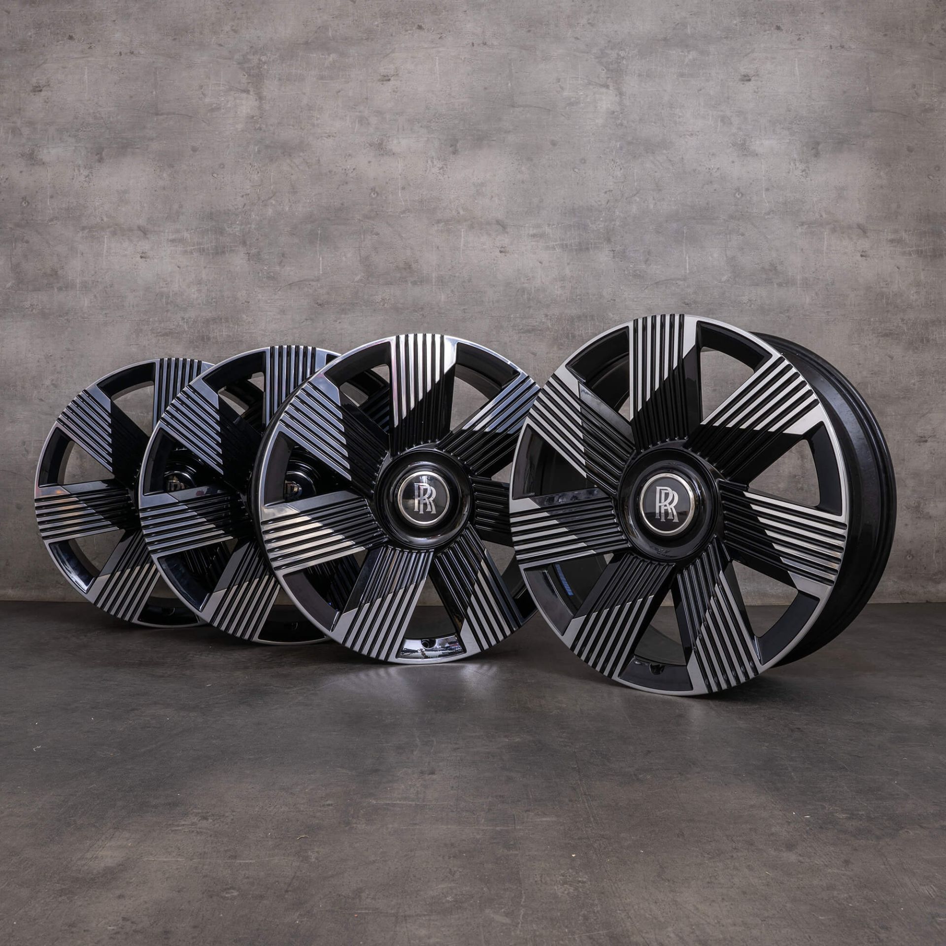 Original Rolls Royce Spectre Felgen 23 Zoll 5A2A592 5A2A593 schwarz ...