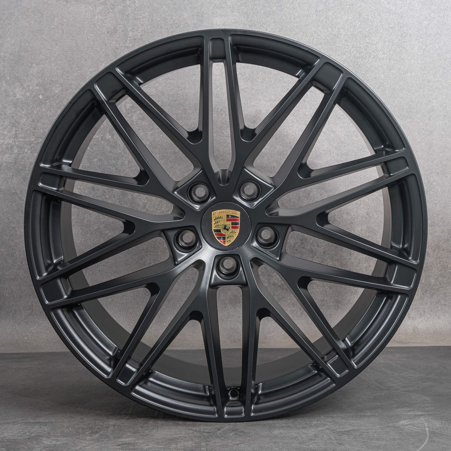 OEM Porsche 22 inch rims Macan Electric H2 RS Spyder Design black matt