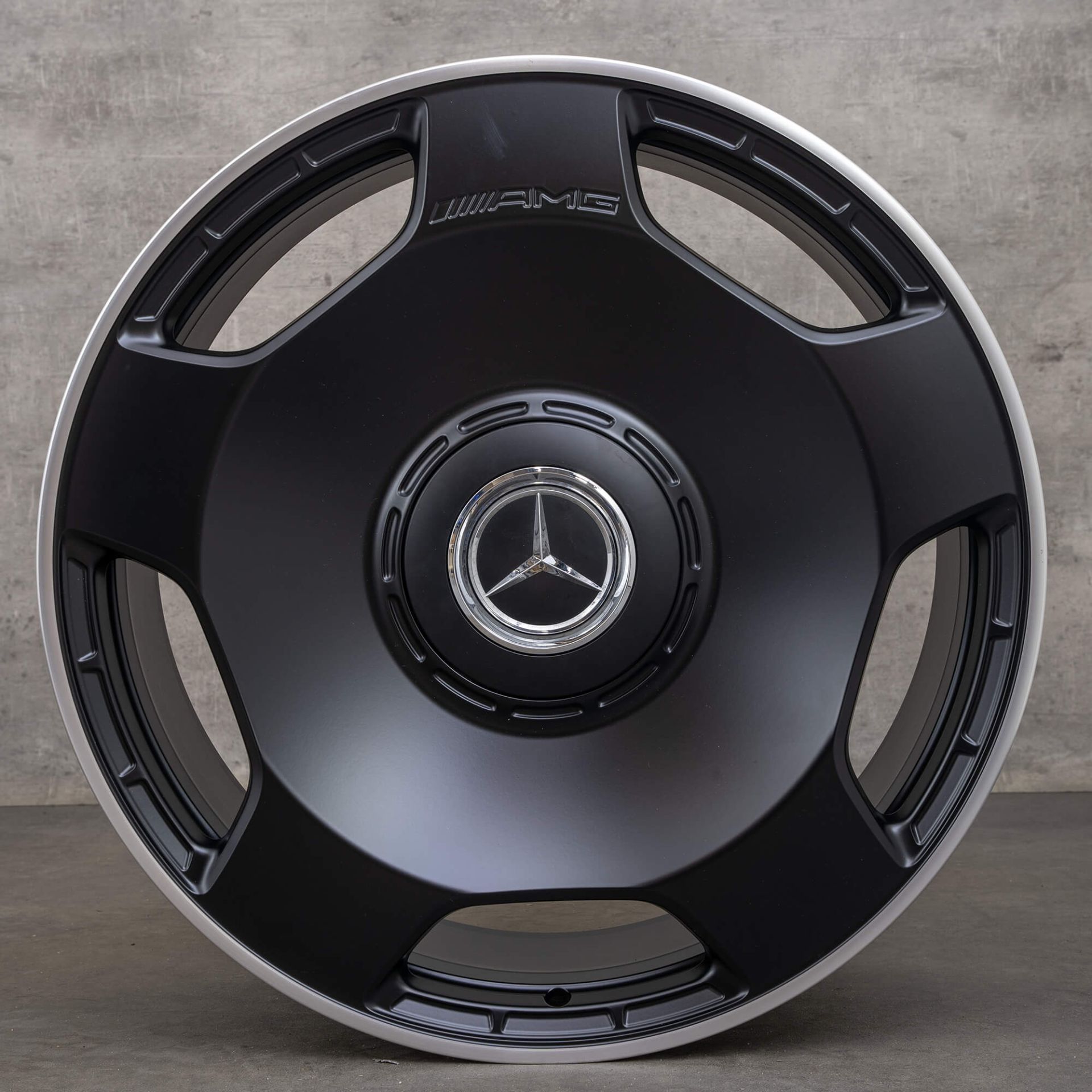 AMG Mercedes Benz G Class W463A G63 22 inch rims A4634014100 NEW