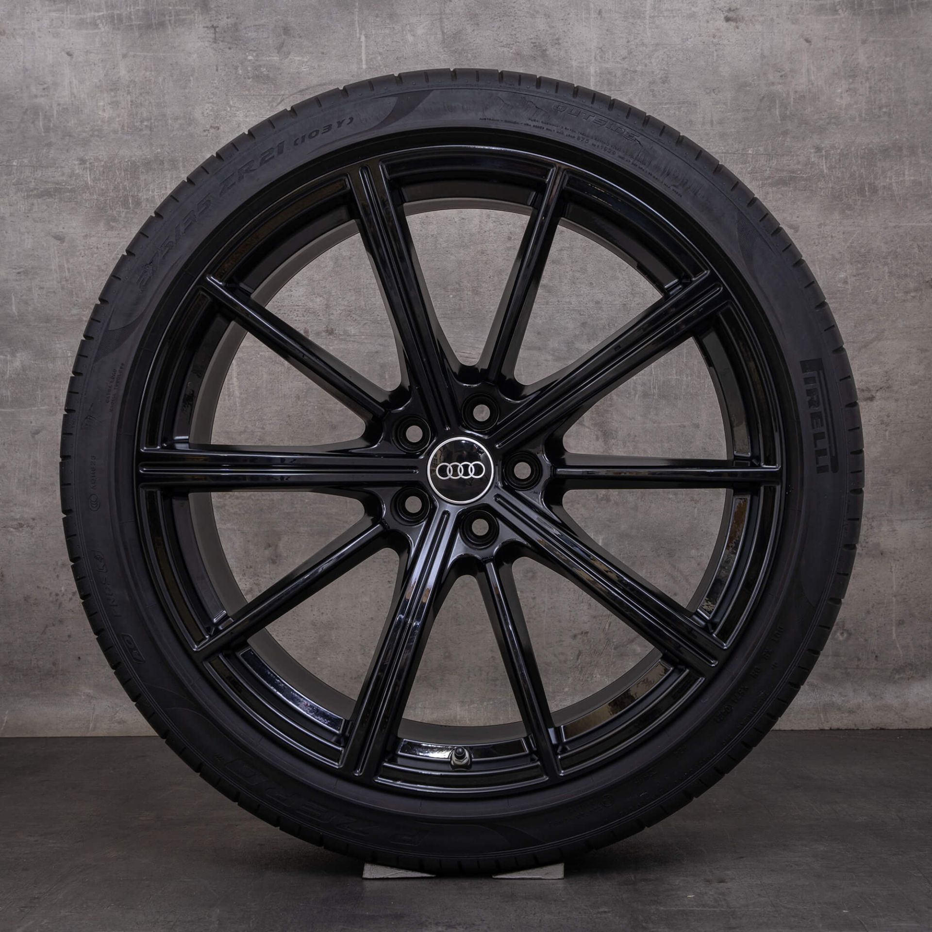 OEM Audi RS6 RS7 snow tire packages 21 inch 4K C8 rims 4K0601025N black ...